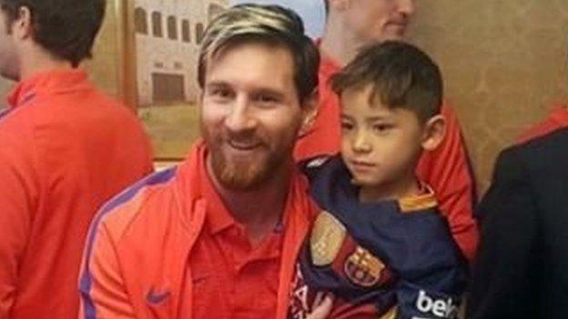 How Messi's biggest fan finally got to meet his hero - BBC News