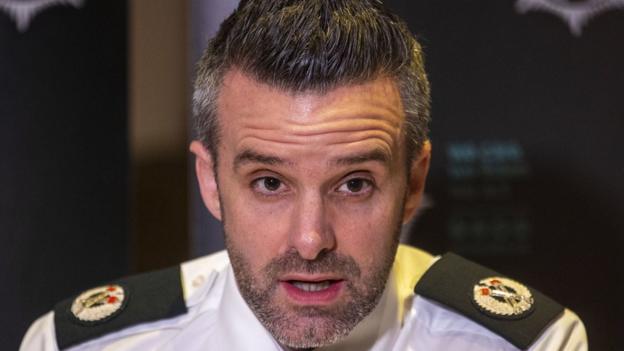 PSNI: Chris Todd appointed temporary deputy chief constable - BBC News