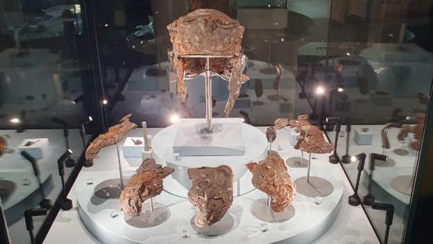 Unique Roman helmet found in Leicestershire field on display again ...