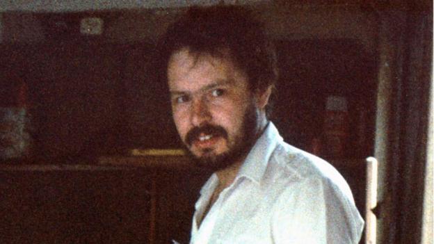 Daniel Morgan murder: Met sorry for not disclosing documents at HQ ...