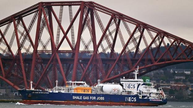 Versalis plastics plant closure threatens more than 100 Grangemouth ...
