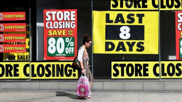 Retailers shut 2,870 stores in first half of 2019 - BBC News