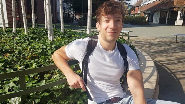 Wilko: End of an era as shops shut for good - BBC News