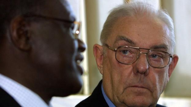Father of Julie Ward who spent years hunting Kenya killer dies - BBC News