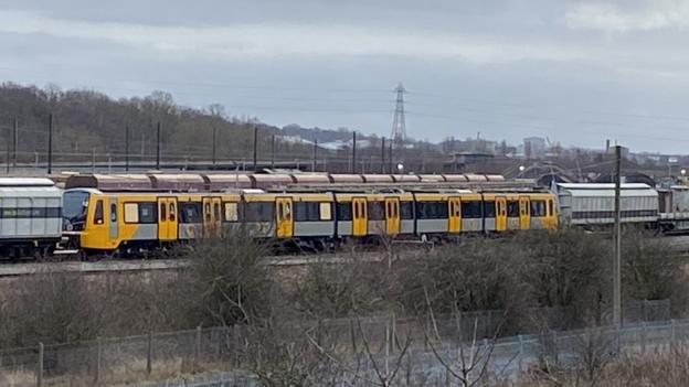 Metro: First new train officially delivered to North East - BBC News