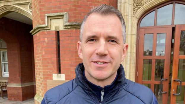 Fin Smith Six Nations 2024 debut would make dream a reality - BBC News