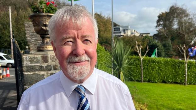 Stradey Park: Llanelli asylum seeker hotel plan scrapped - BBC News