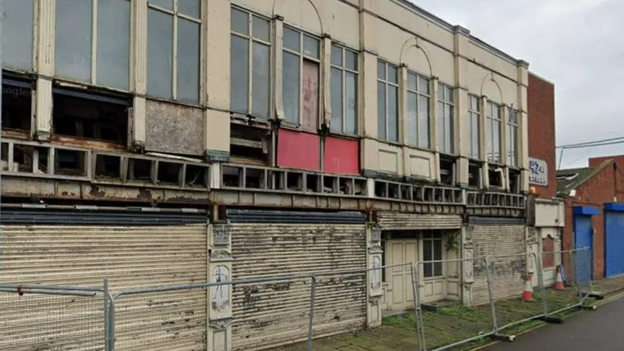 Hartlepool club to be turned into HMO despite petition - BBC News
