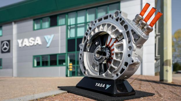 The Oxfordshire company making 'cutting edge' EV supercar tech - BBC News