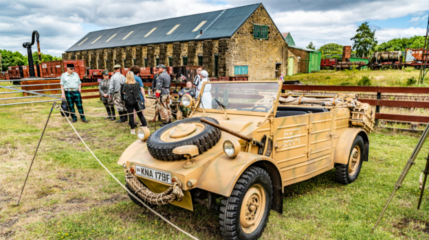 Springwell Village 1940s weekend event returns - BBC News