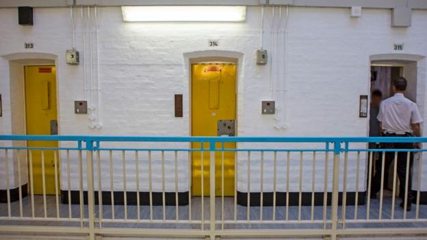 Locking people up for longer doesn’t deter crime, ex-judge says - BBC News