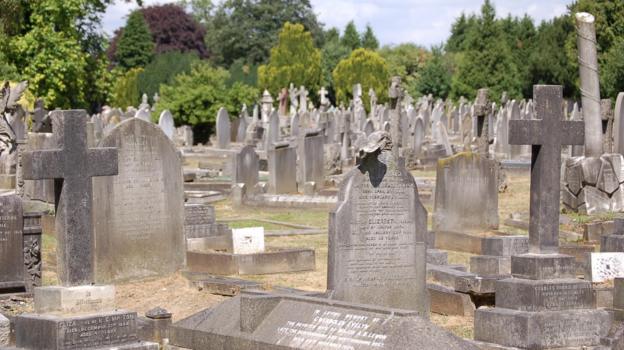 Could old graves be reused to make up for burial space shortages? - BBC ...