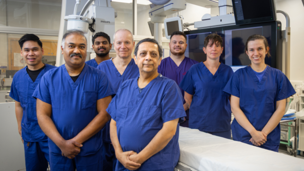 Wolverhampton hospital now undertaking pioneering heart surgery - BBC News