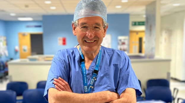 MP Dr Peter Prinsley steps back from job as surgeon - BBC News