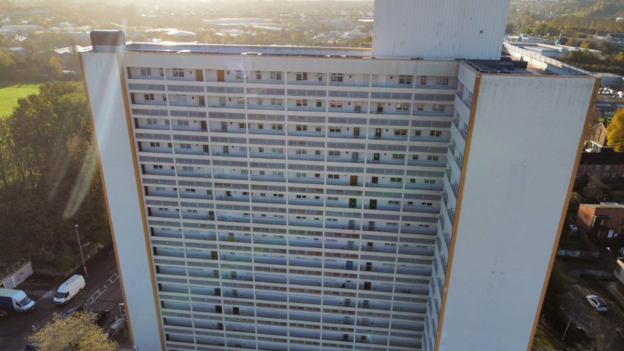 What can be done about LPS tower block safety issues? - BBC News