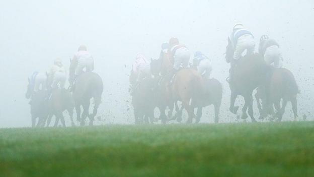 Val Dancer wins 2024 Welsh Grand National - BBC Sport