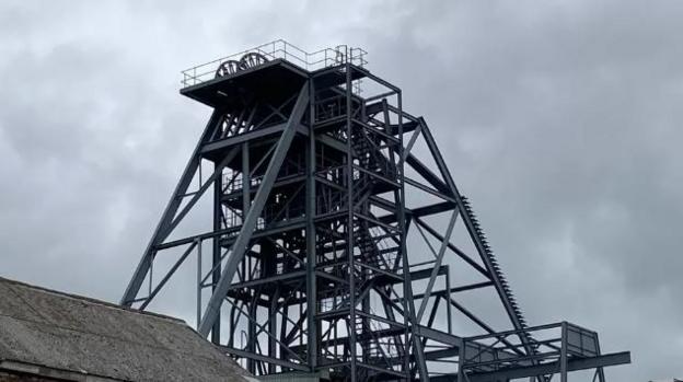 South Crofty tin mining project awarded funding for buildings - BBC News
