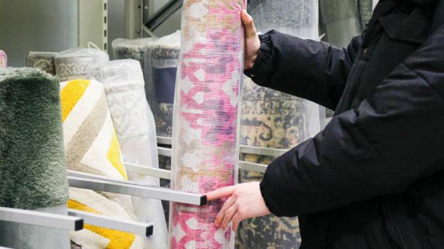 Jobs loss fears over Dumfries Interfloor factory closure plan - BBC News