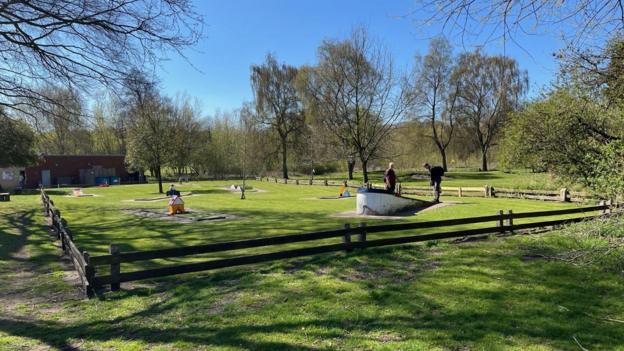 Plans for new adventure golf course at Lichfield's Beacon Park - BBC News