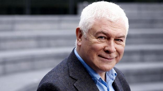 Sean Rafferty to leave Radio 3 after nearly three decades - BBC News