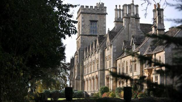 Royal Agricultural University opens its doors for 180th birthday - BBC News