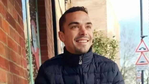 Bibby Stockholm death: Home Office 'did not respond' to concerns - BBC News