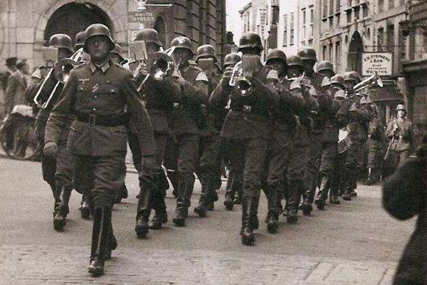 What happened in the Channel Islands during WW2? - BBC News