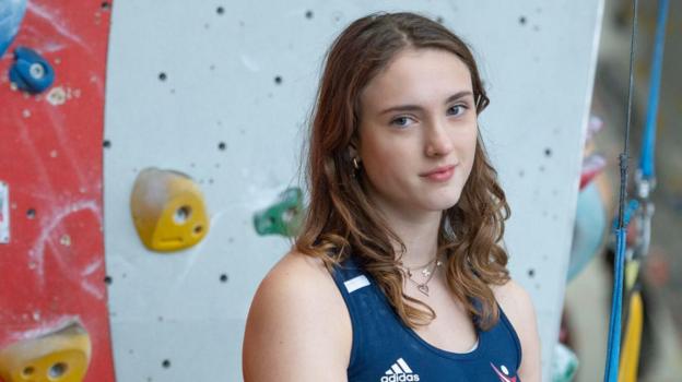 Wall or nothing: 17-year-old Ava is UK's fastest woman climber - BBC News