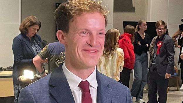 Chicksands military station to be sold off from 2030 - BBC News