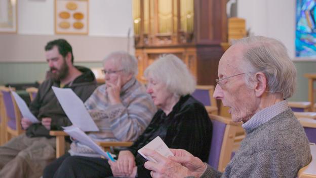 Gaelic psalm singers from Carlops set to hit the big screen - BBC News