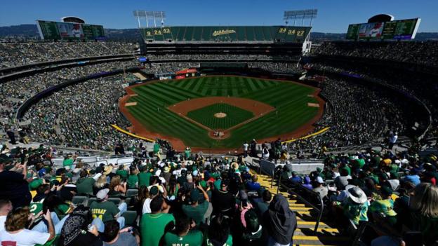 MLB: Oakland Athletics fans bid farewell to Coliseum with emotional ...
