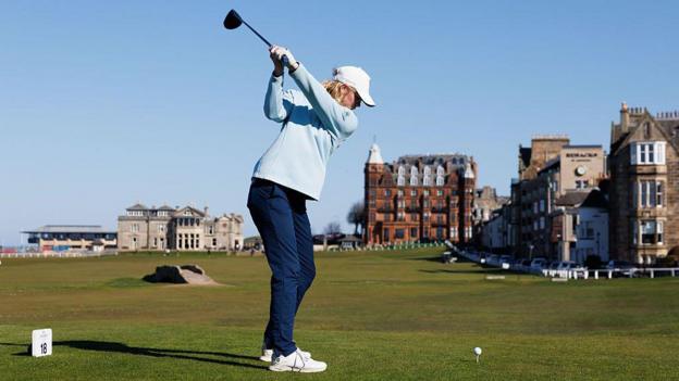 St Andrews to cut Old Course fees to £42.50 a round for Scottish golfers - BBC News