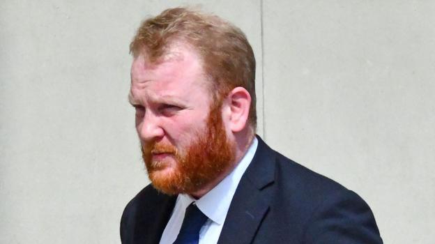 Craig Moffitt: Ex-police officer sentenced over gunman claim - BBC News