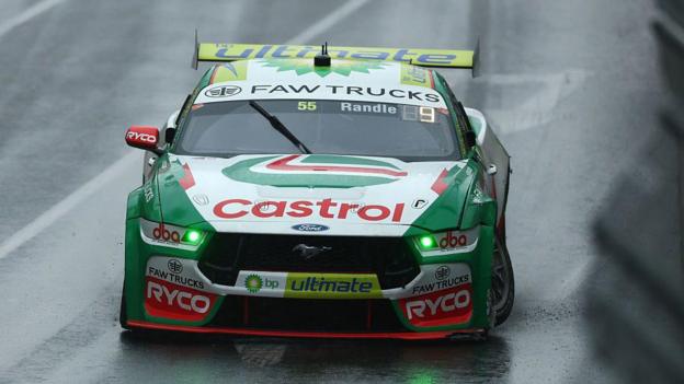 BP sells stake in motor oil arm Castrol in $6bn deal - BBC News