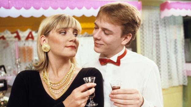 The Beales are back in town on EastEnders! - BBC