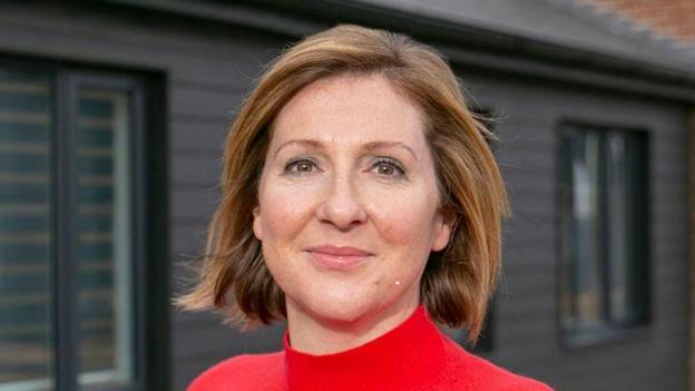 Nacton giant warehouse leaves neighbours 'in tears' - BBC News