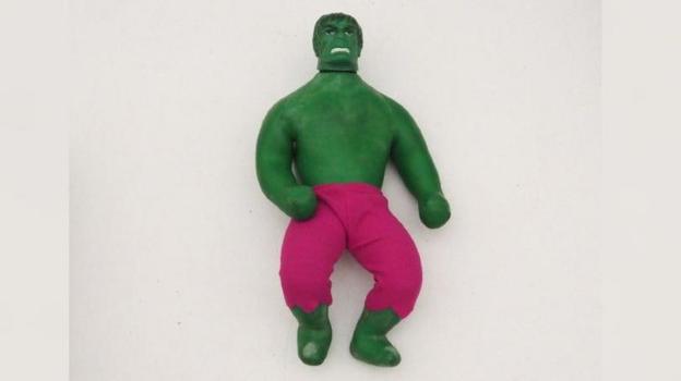 Rare Hulk stretch toy sells for £3,900 at auction - BBC News