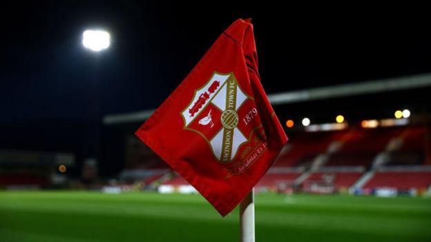 Swindon Town: Billy Kirkman signs from New Saints - BBC Sport