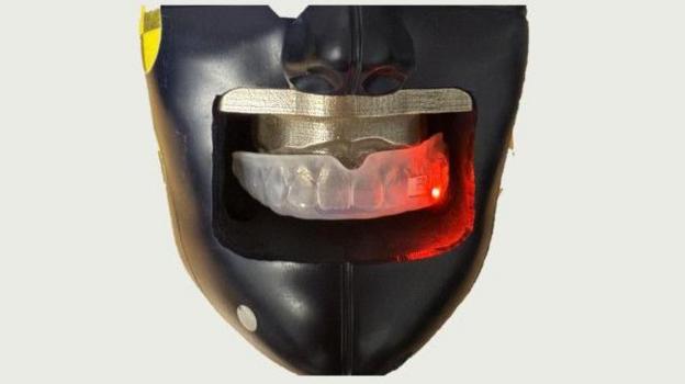 Women's Rugby World Cup: Flashing mouthguards to indicate HIA check ...