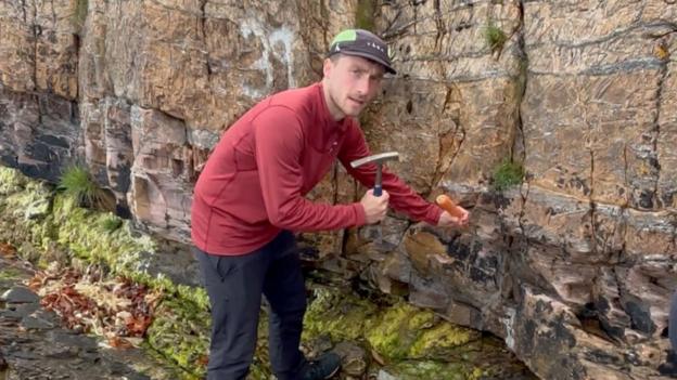 Scottish Isles hold key to mystery of Snowball Earth - BBC News