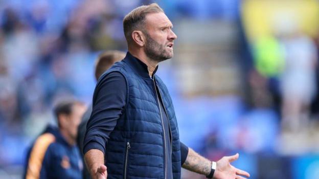 Bolton: Manager Ian Evatt given three-game touchline ban - BBC Sport