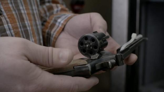 The teen who shot his parents - BBC Three