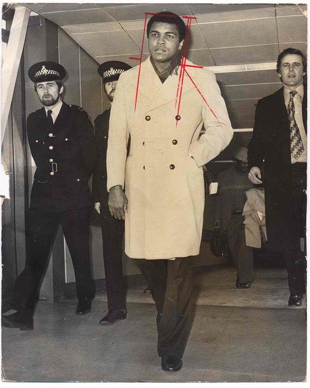 Painted photographs - BBC News