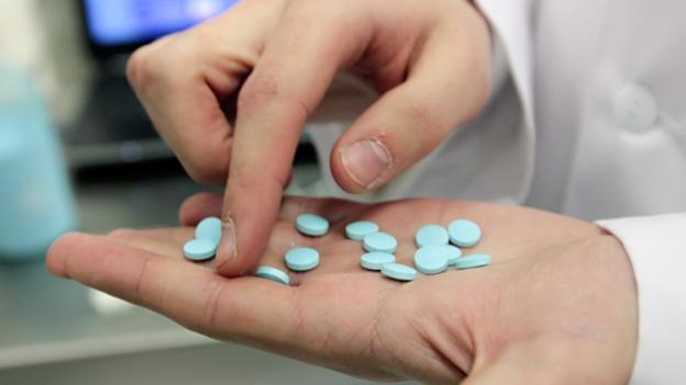 Fund for new medicines in Scotland doubles - BBC News