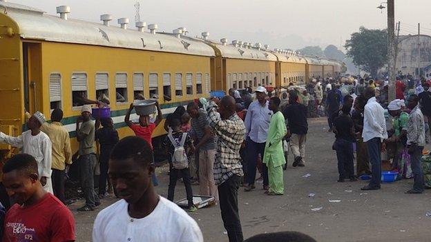 Can Nigeria's renovated railway unite north and south? - BBC News