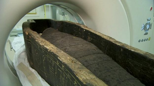 Ancient Egypt: Scientists believe they know how pyramids were built ...