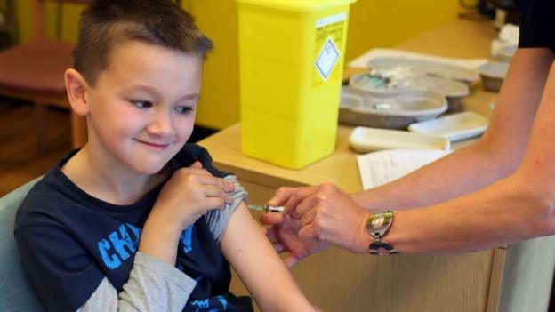 Measles outbreak feared in London and South East - BBC News