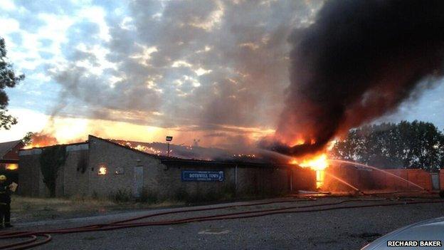 Rothwell Town FC clubhouse fire was arson - BBC News