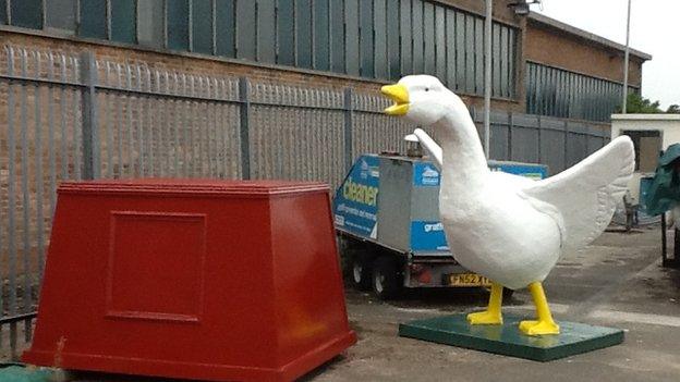 Nottingham's Goose Fair 'Goosey' out of hibernation - BBC News