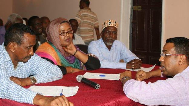 Somali pop idol offers escape to the youth - BBC News